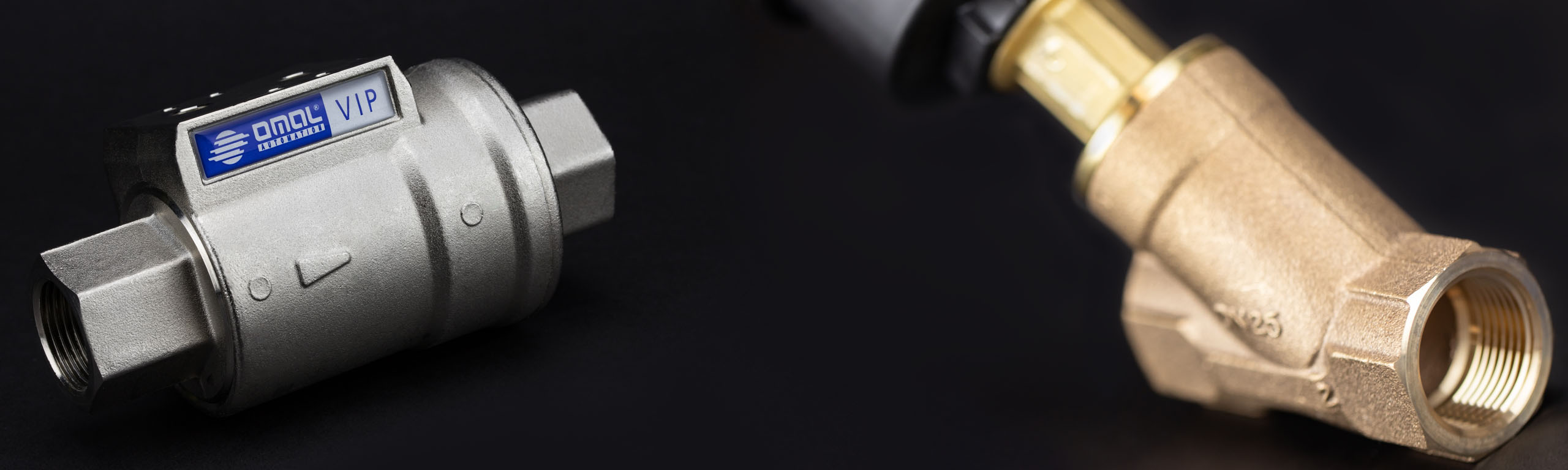 Industriearmaturen, pneumatische und elektrische Antriebe